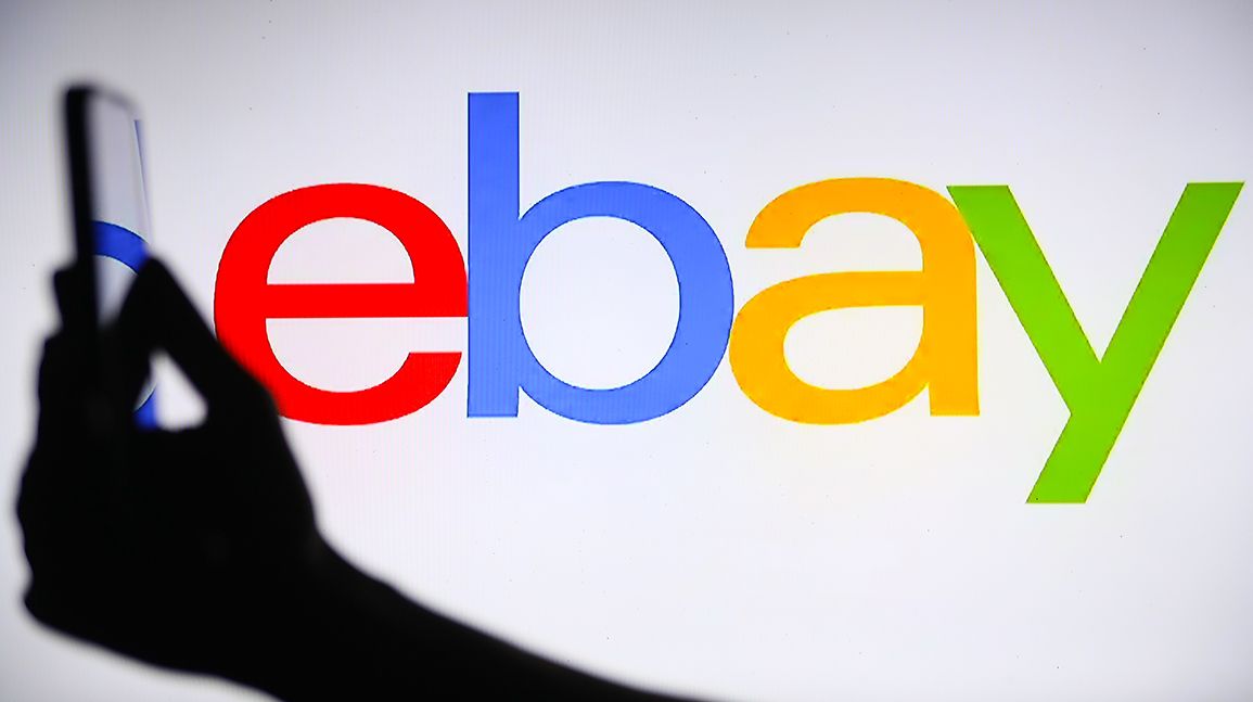 eBay to add Card Ladder data to its price guide | cllct