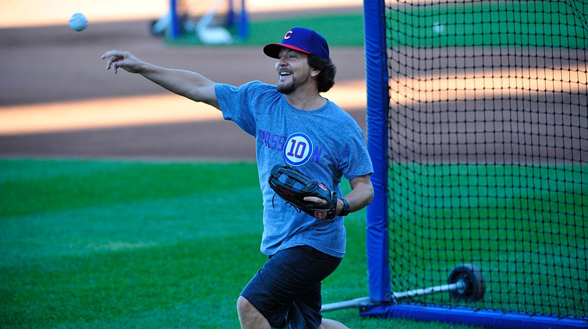 Mariners, Padres to play for Vedder Cup in nod to Pearl Jam singer | cllct